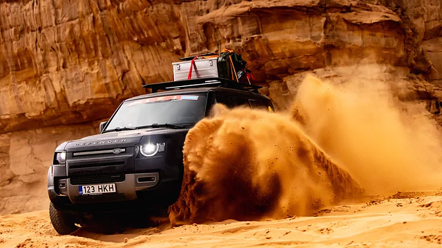 Defender - Beribis potencialas bekelės sąlygomis | Land Rover Lietuva