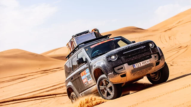 Defender - Beribis potencialas bekelės sąlygomis | Land Rover Lietuva