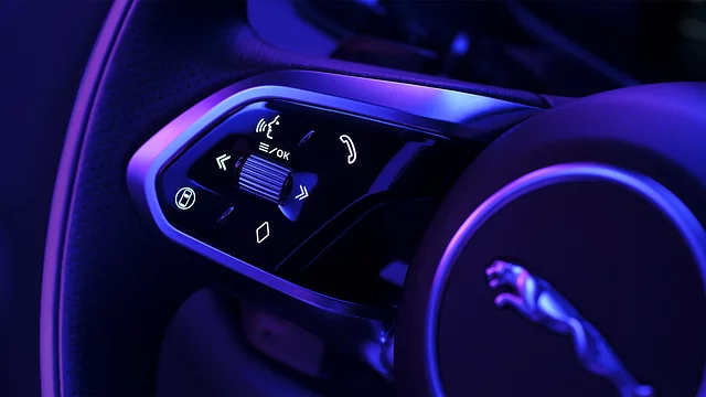 InControl | Driver Assistance | Jaguar Hong Kong