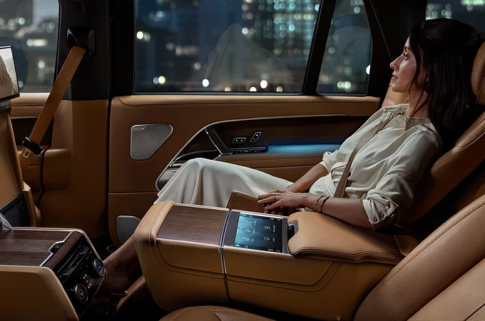 Range Rover 2024 | Luxury 7 seater SUV | Land Rover