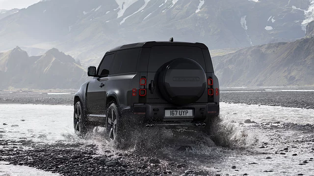 Explore Defender 90 2024 | Defender | Land Rover