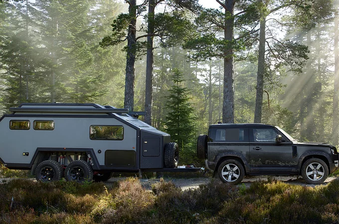 Explore Defender 90 2024 & Build yours today | Land Rover UAE