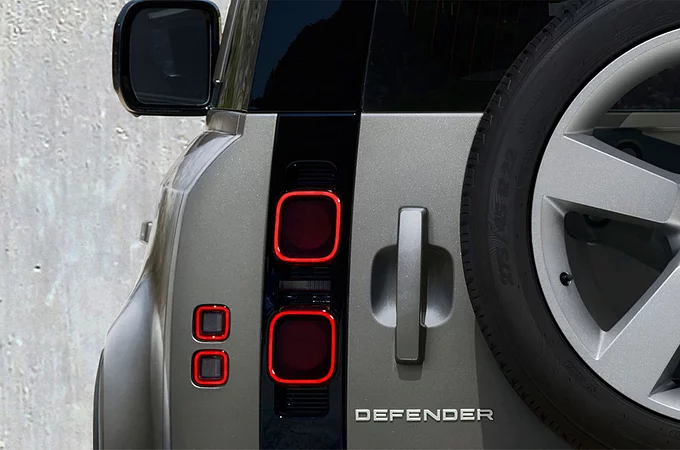 Atraskite Defender 110 2024 | Land Rover Lietuva