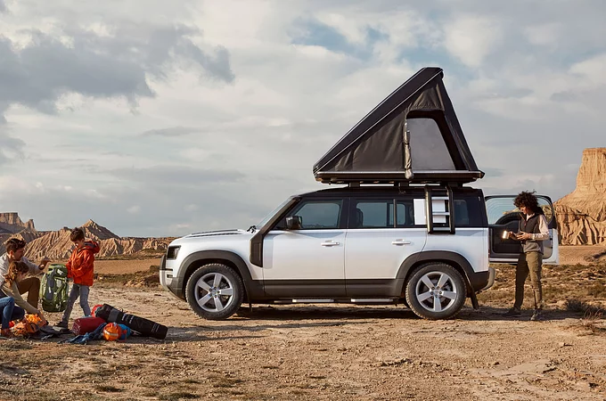 Explore Defender 110 2024 & Build yours today | Land Rover