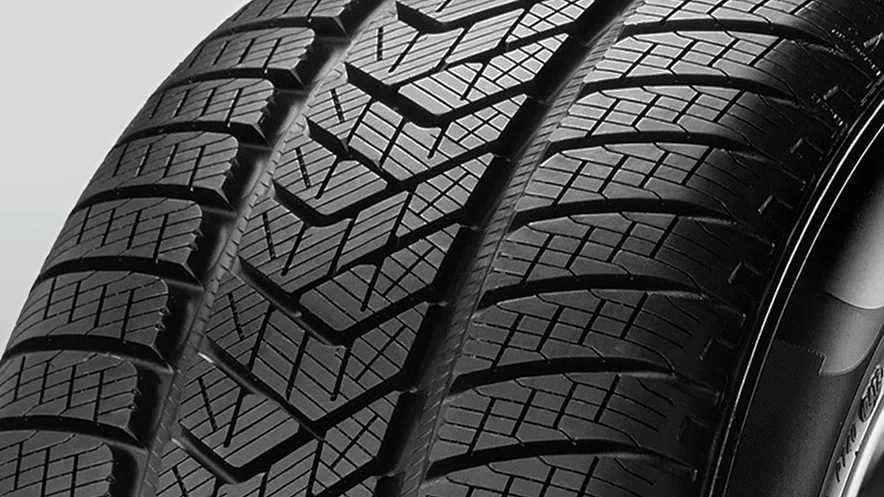 Winter Wheels & Tyres | Extreme Temperature Tested | Land Rover