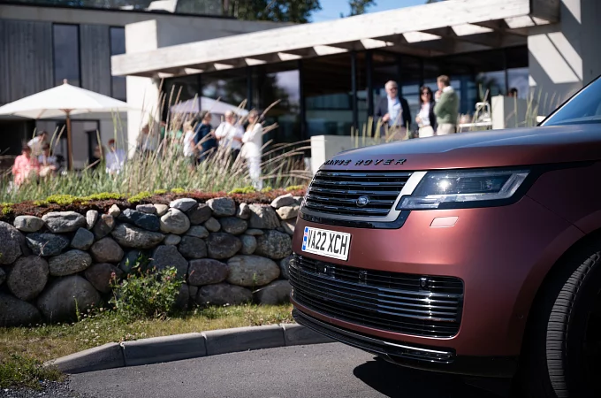 KURATERTE OPPLEVELSER - Land Rover | Land Rover Norge