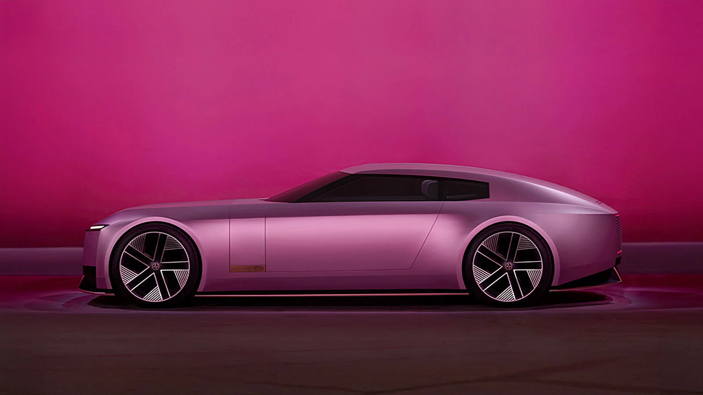 Jaguar | Type 00 | Command Attention | Jaguar Polska