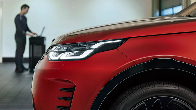 Assess the Health of Your Vehicle Today | Land Rover KSA