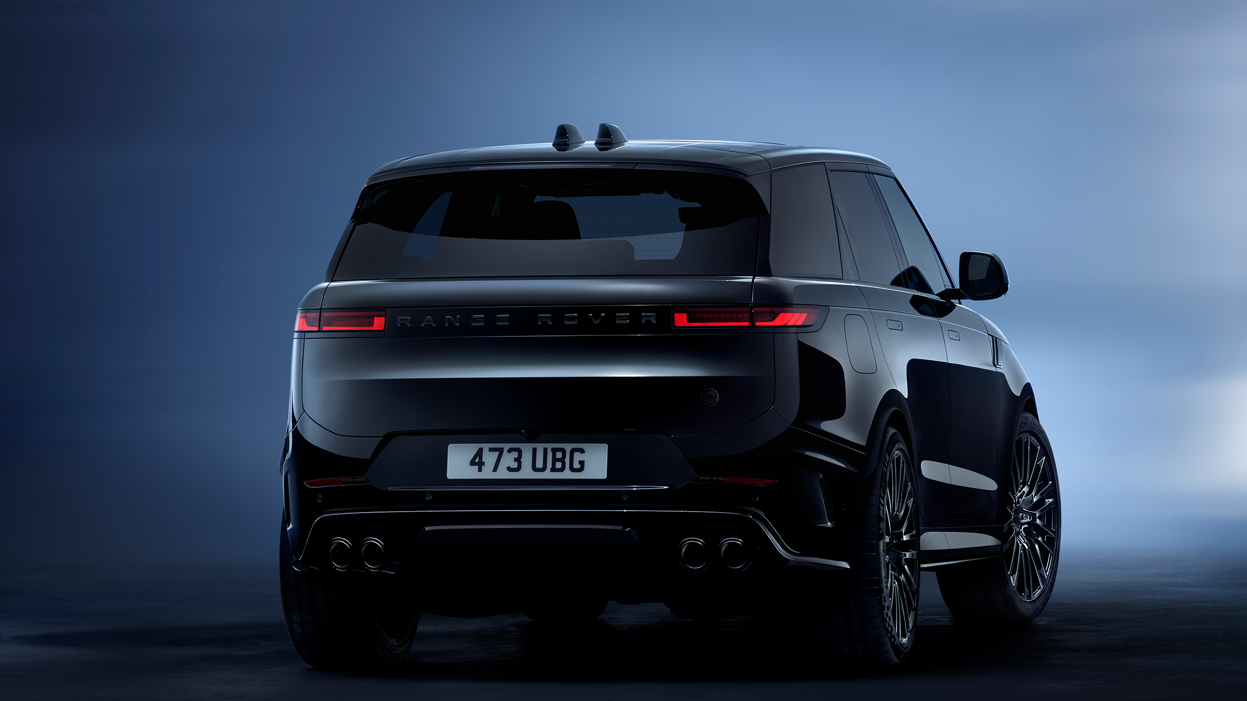 Range Rover Sport SV | Le SUV le plus performant à ce jour | Land Rover ...