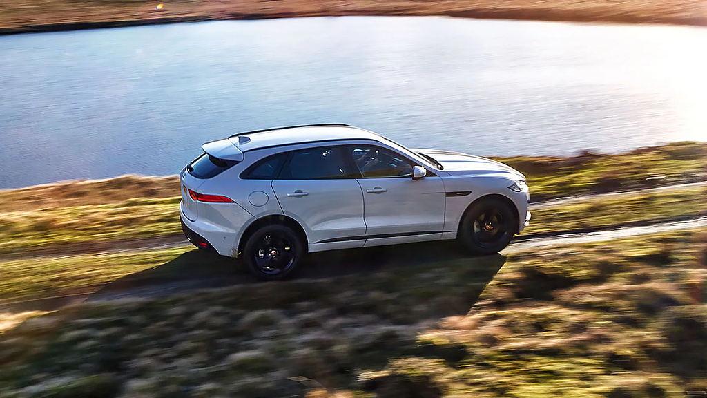 Jaguar Dynamic All-Wheel Drive Range - Article | Jaguar UAE