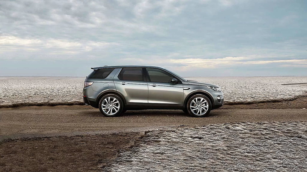 How-to Guide for Every Day Off-Road Situations | Land Rover Hong Kong