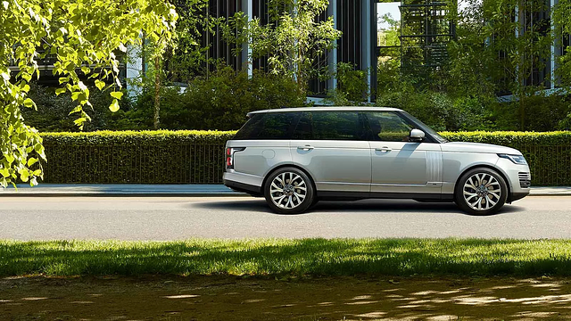 RANGE ROVER PHEV - АВТОМОБІЛІ PHEV - Land Rover Україна | Land Rover