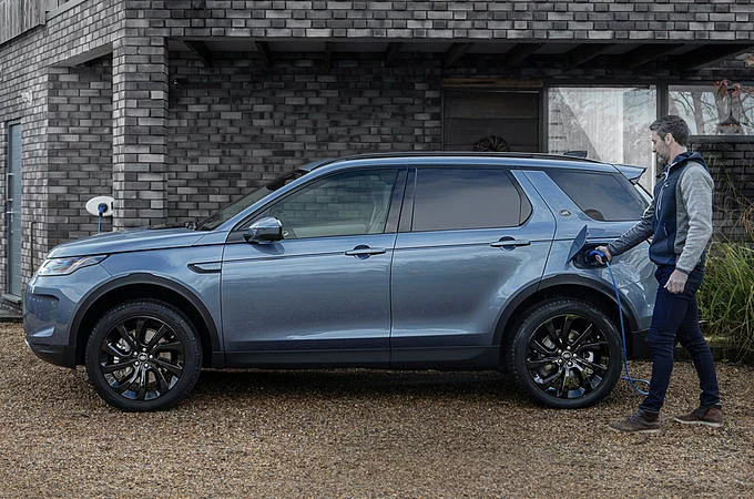 Land Rover: 4x4 biler, luksus SUV og britisk design | Land Rover Denmark