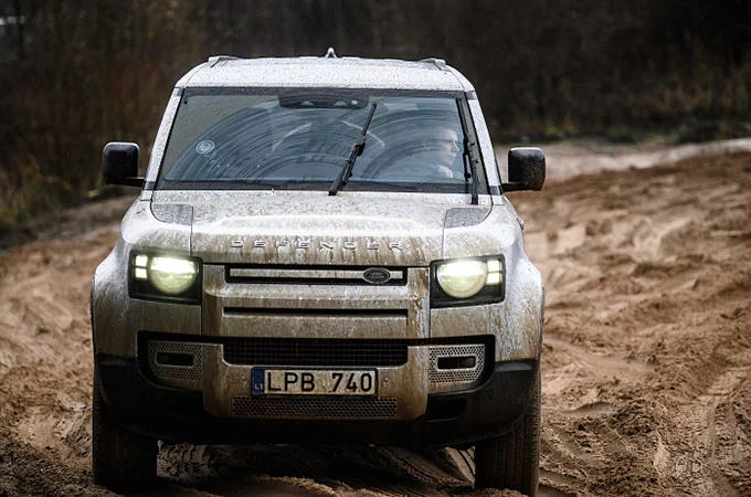 SCHOOL OF ADVENTURE | Land Rover Lietuva