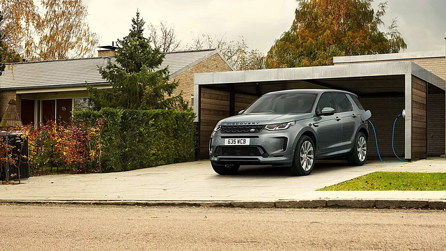 HOME CHARGING | Land Rover Suomi