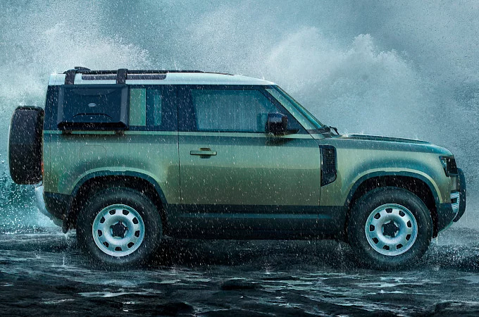 Defender 2024 Options & Accessories | Accessory Packs | Land Rover Indonesia