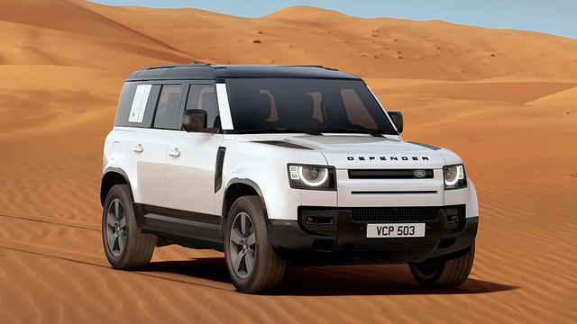 Defender 2025 Options & Accessories | Accessory Packs | Land Rover KSA
