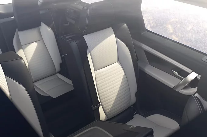 SUV-uri cu 7 locuri | Lux si spirit practic | Land Rover România