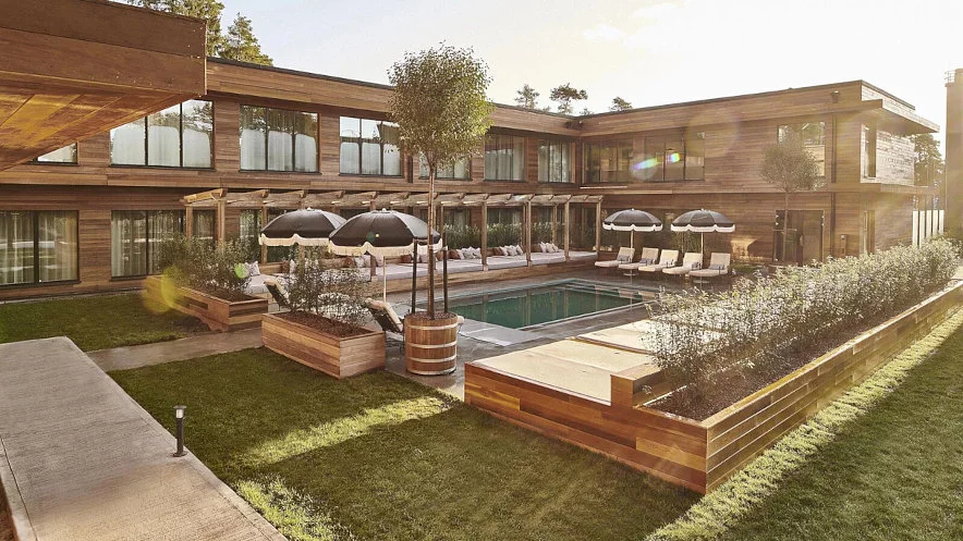 How To Drive On Sand – Off-Roading Techniques | Land Rover New Zealand