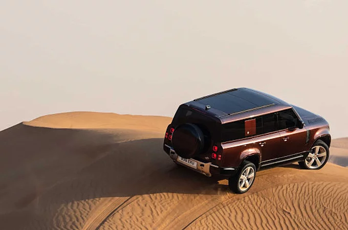 Découvrez le Defender 110 2023 | Defender | Land Rover