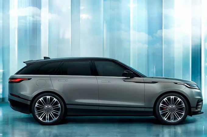 Explore the Unique Range Rover Velar | Range Rover | Land Rover Ireland